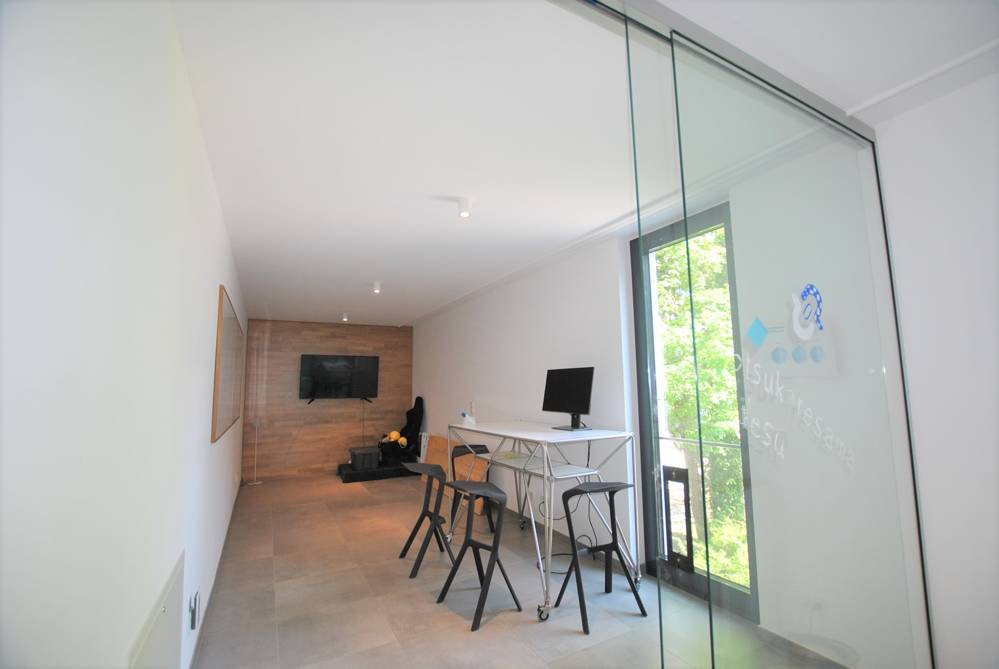 Exklusives, modernes Loft Büro im Rückgebäude